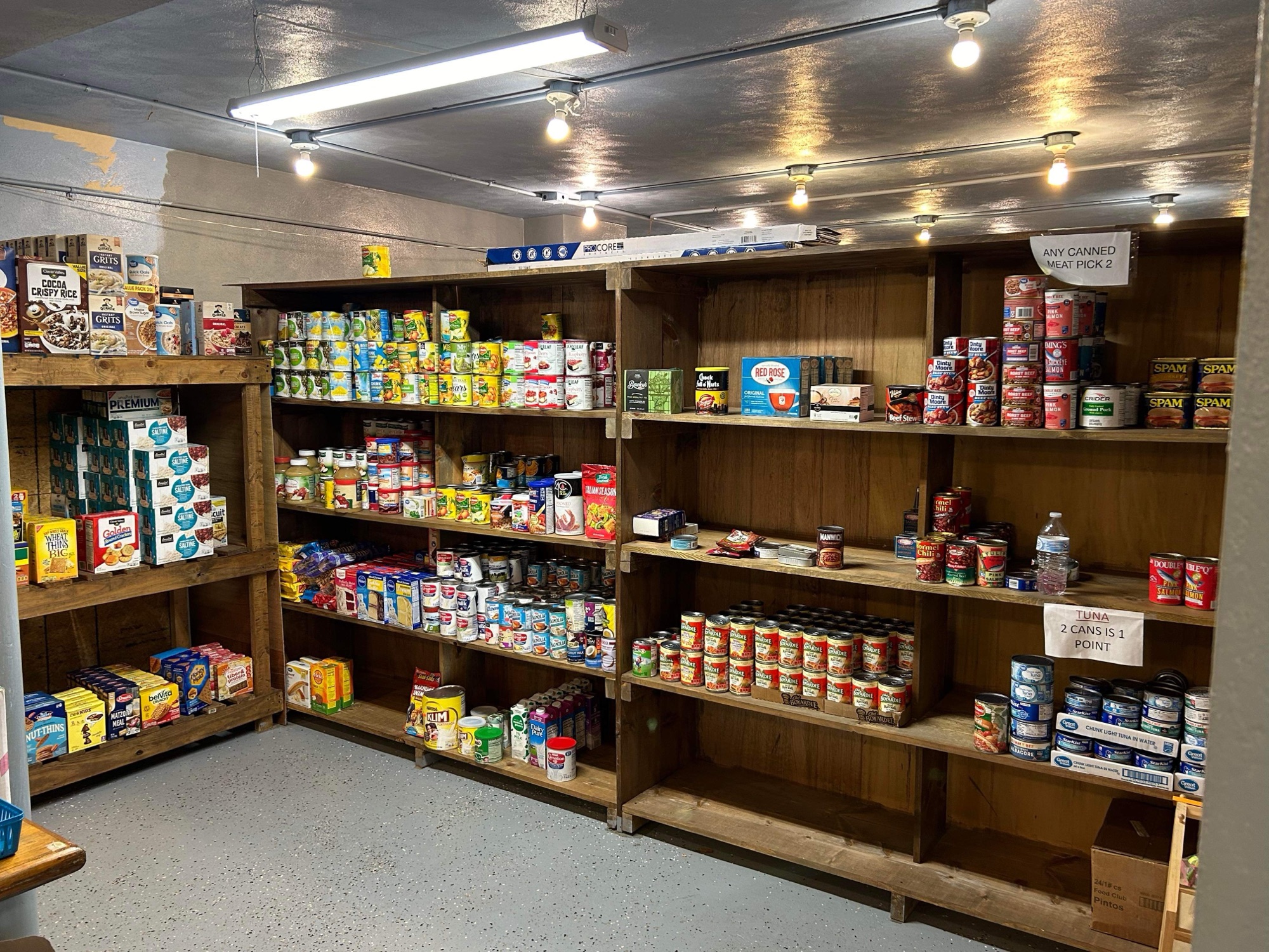 Little Sparrows Food Pantry – Rock Springs Ministries Inc.